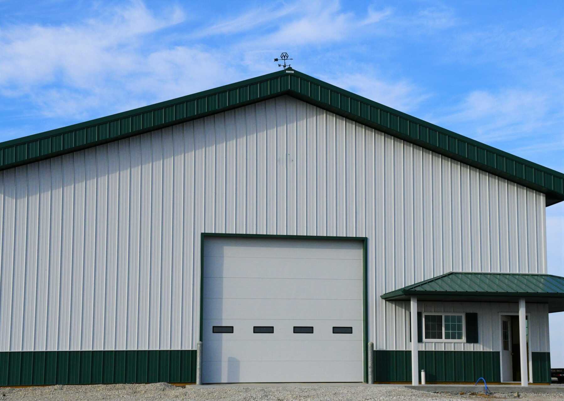 5 Best Modern Design Elements for Commercial Metal Buildings - Metal ...